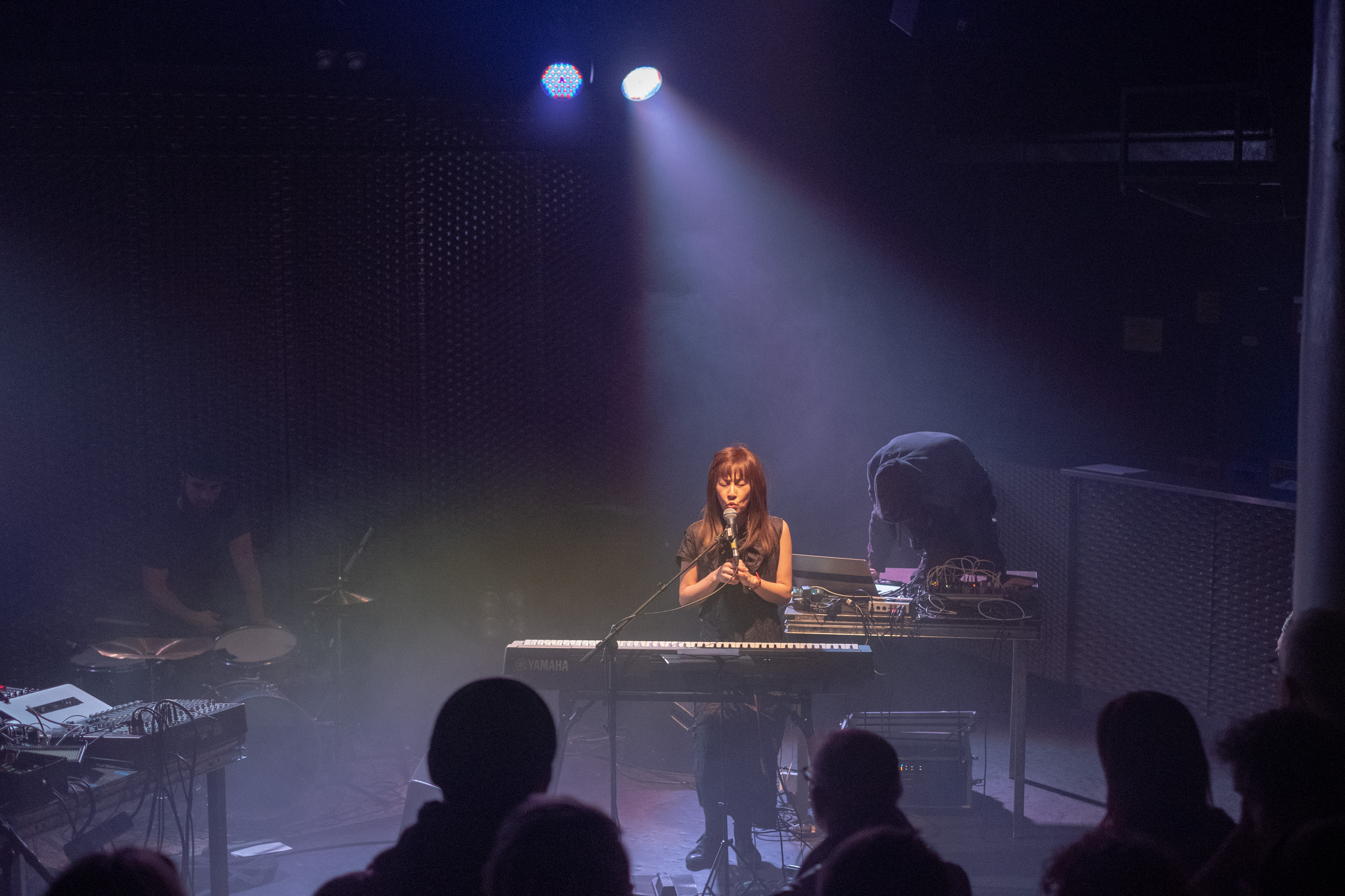 Akemi Takeya, Peter Kutin, Moritz Nahold: Dear Mother | Liebe Mutter